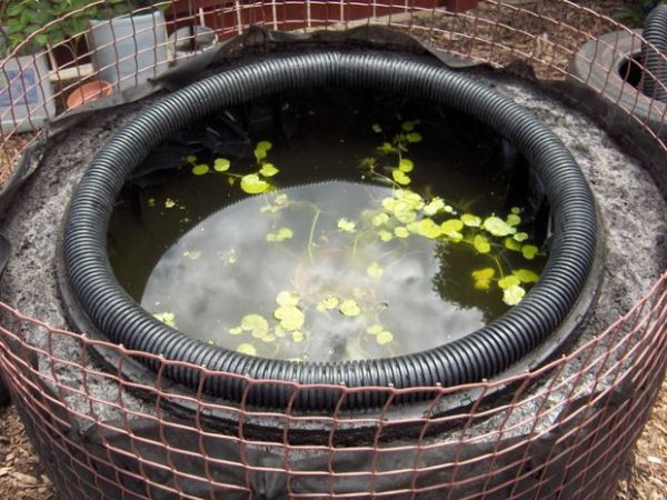 Tips to create a garden pond with recycled tires - Green Diary - A ...